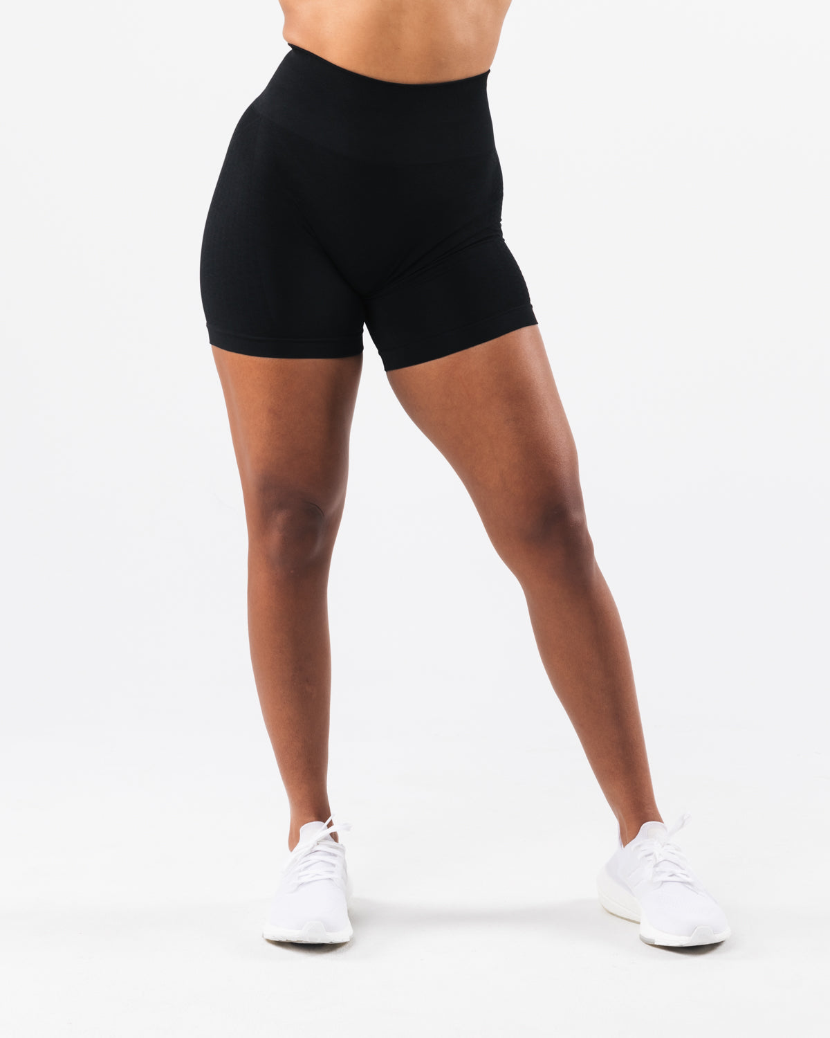 Amplify Contour Short 5" - Black – Alphalete Athletics UK
